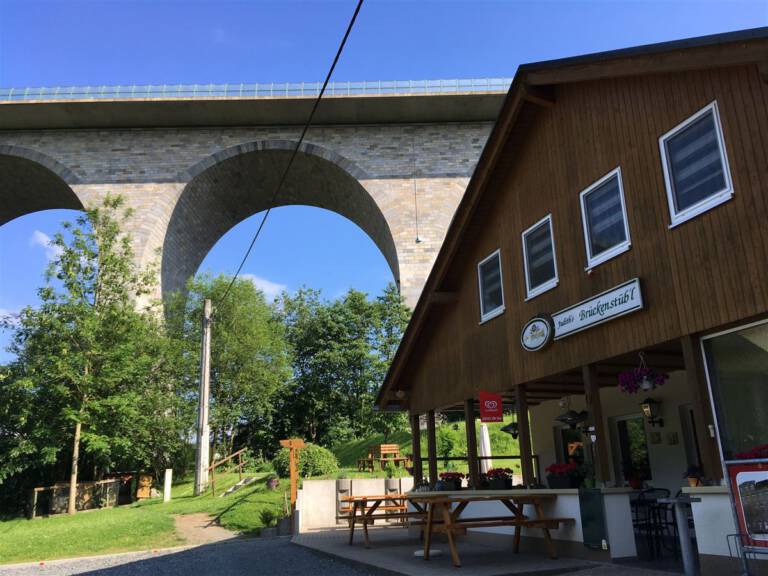 Rund um die Autobahnbrücke Pirk - VOGTLAND-ZAUBER | REISE BLOG